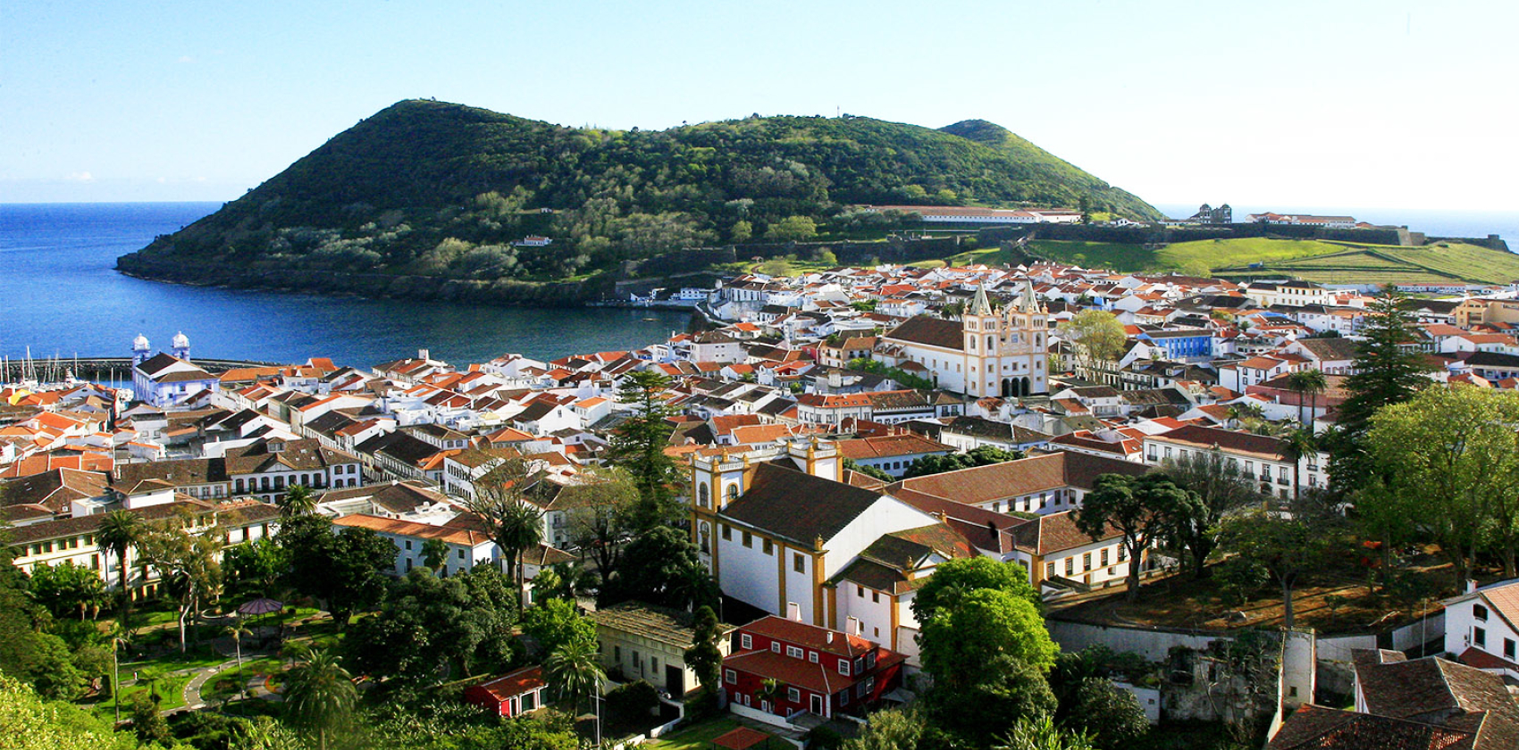 FLEXIBLE | The Azores | Terceira for Solo Travelers