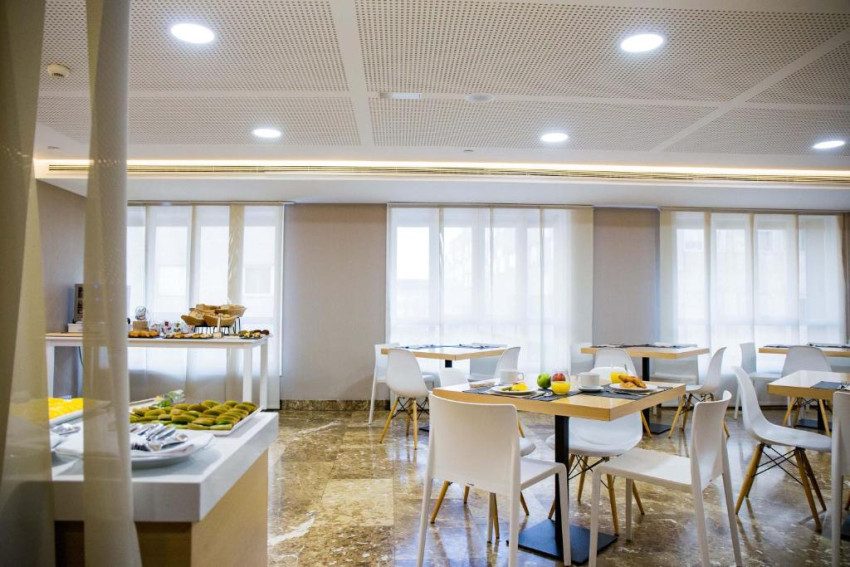 Hotel Gelmírez, Santiago de Compostela, ES | Book online